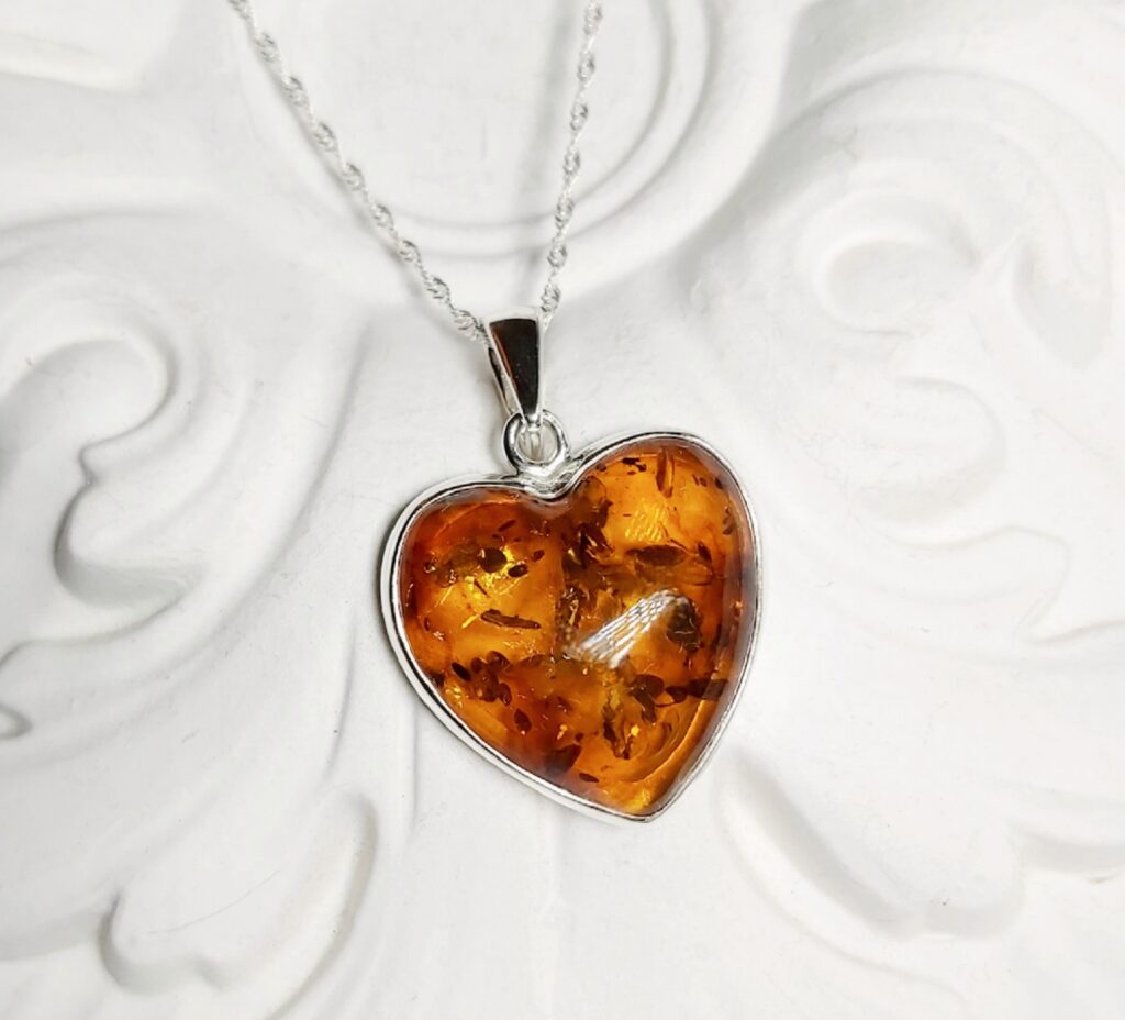 Bijzondere Amber Heart Hanger One Million Amber Hearts Zilveren Ketting ...
